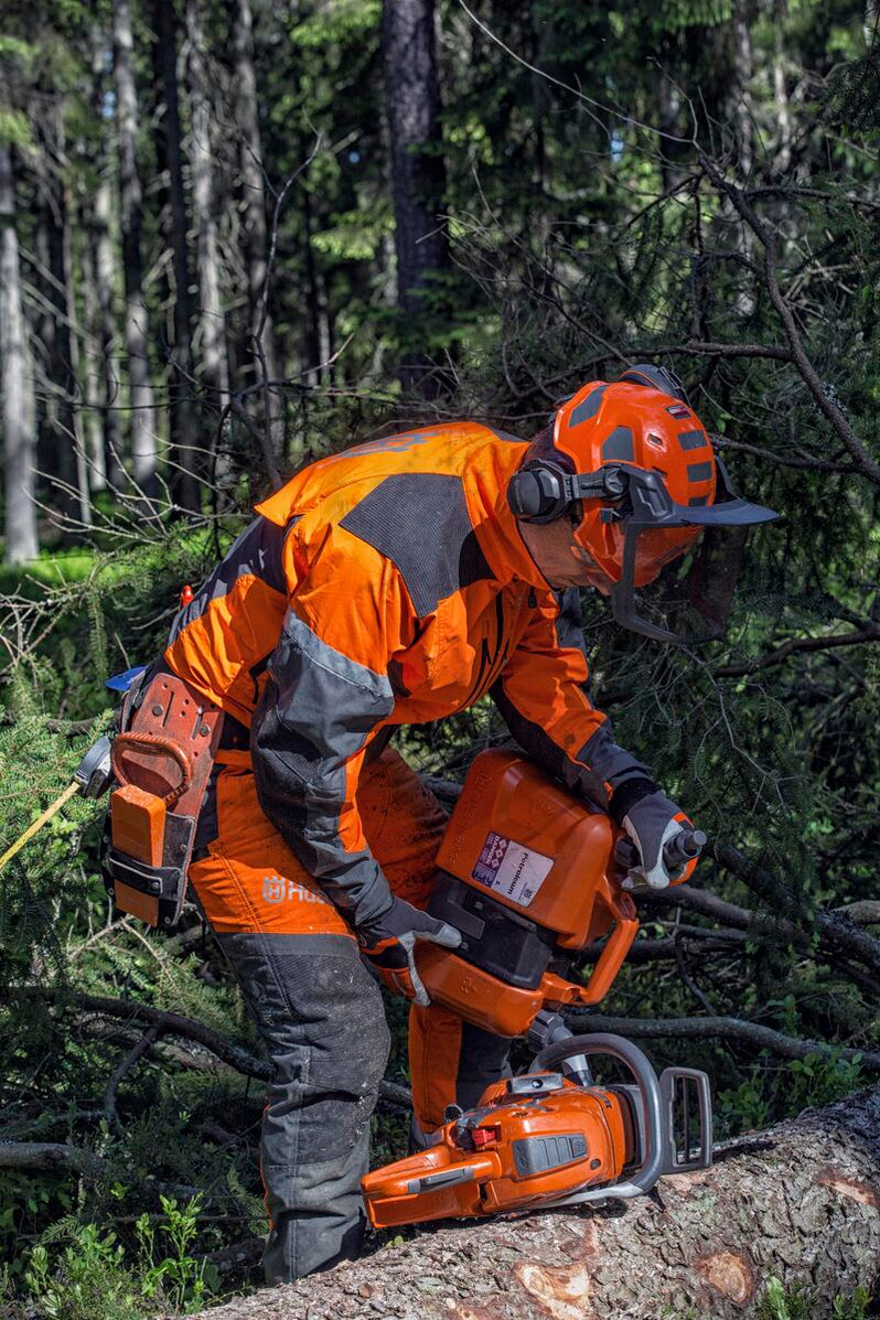 Husqvarna Combi Can 5 + 2.5L — Tom's Small Engines